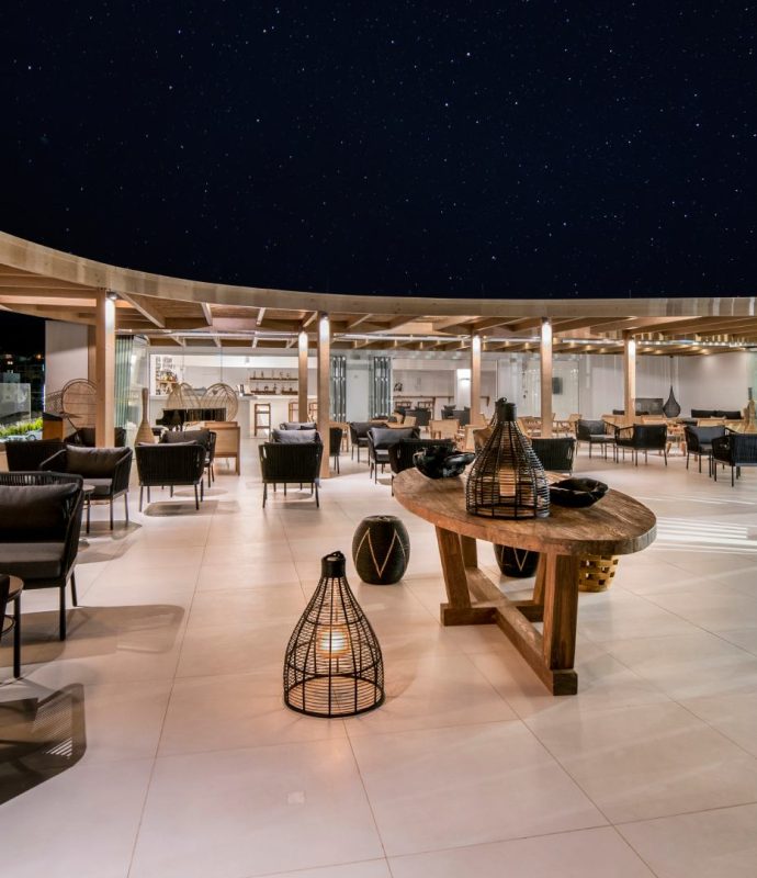 Piano Bar | INSULA ALBA Sea Side Resort & Spa